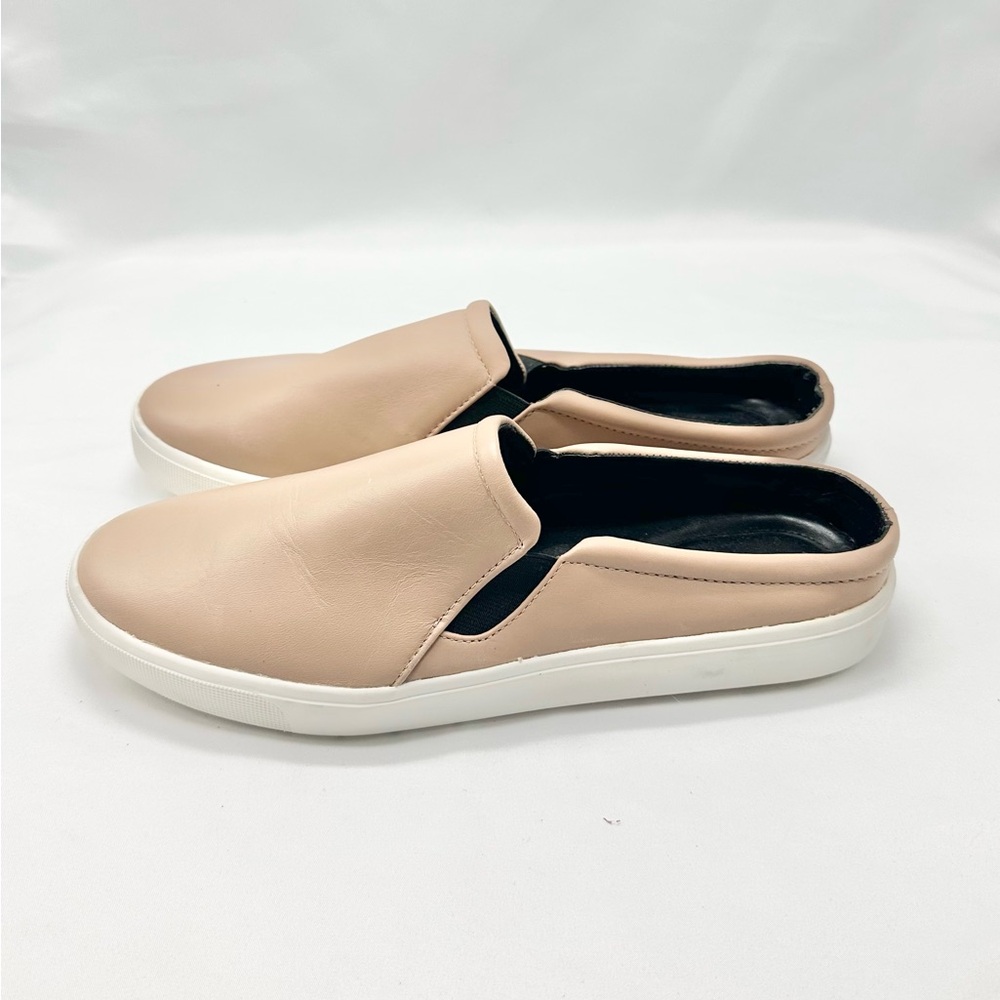 H By Halston Ellie Sand Leather Slides Flats Size 8.5 - Gem